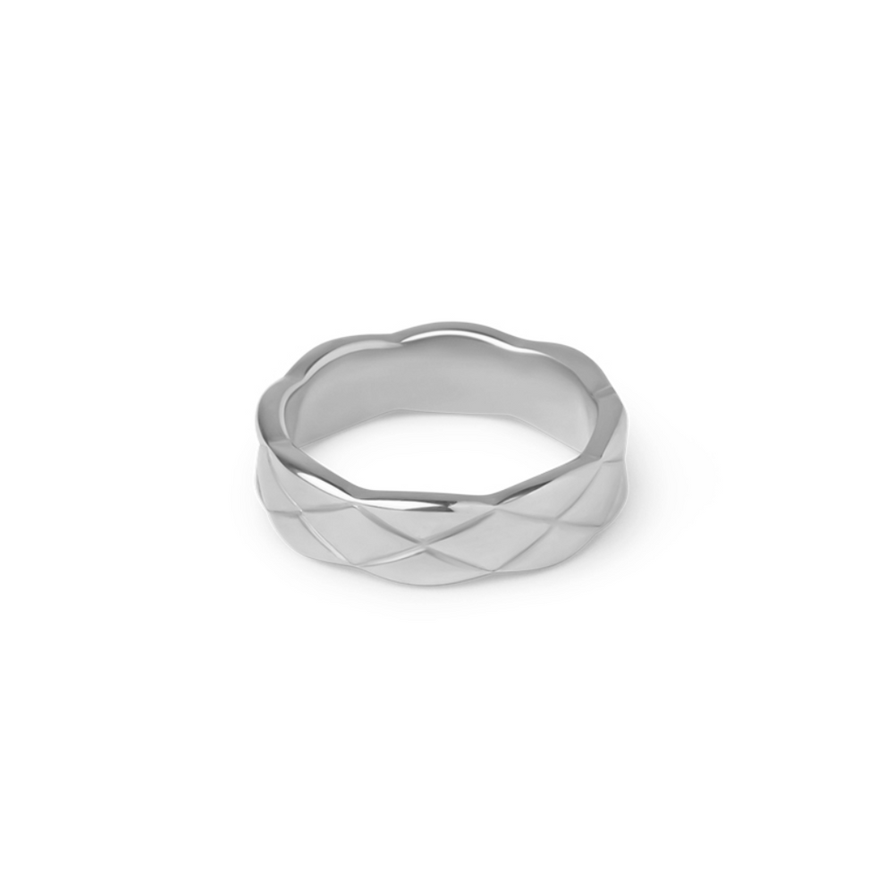 Travis Ring – Tough Chunky Ring with Woven Texture | Be Golden